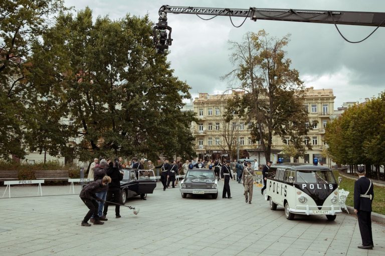 Netflix miniseries "Clark": story of the legendary swedish gangster ...